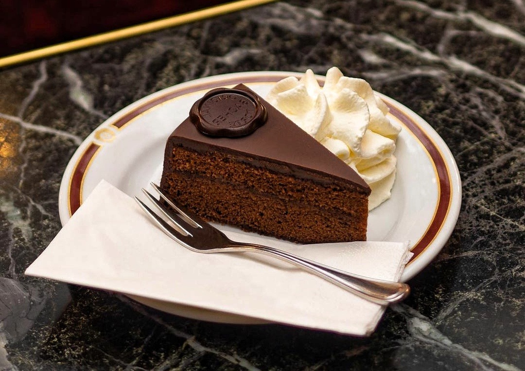 Los mejores sitios para comer tarta Sacher en Viena: 5 opciones ...